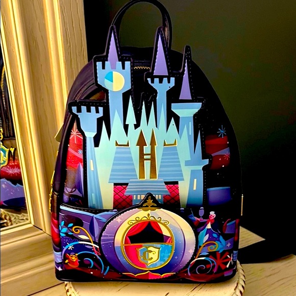 Loungefly | Bags | Loungefly Cinderella Castle Disney Backpack Nwt ...